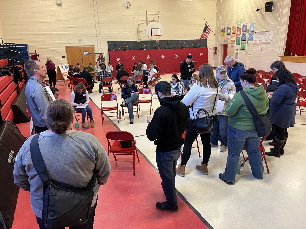 Families come together to talk about future of Andersen | News Detail