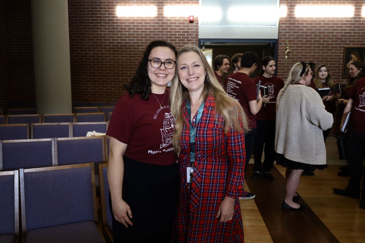 Sarah Barry '19 Performs for Father Ryan Choir | Post