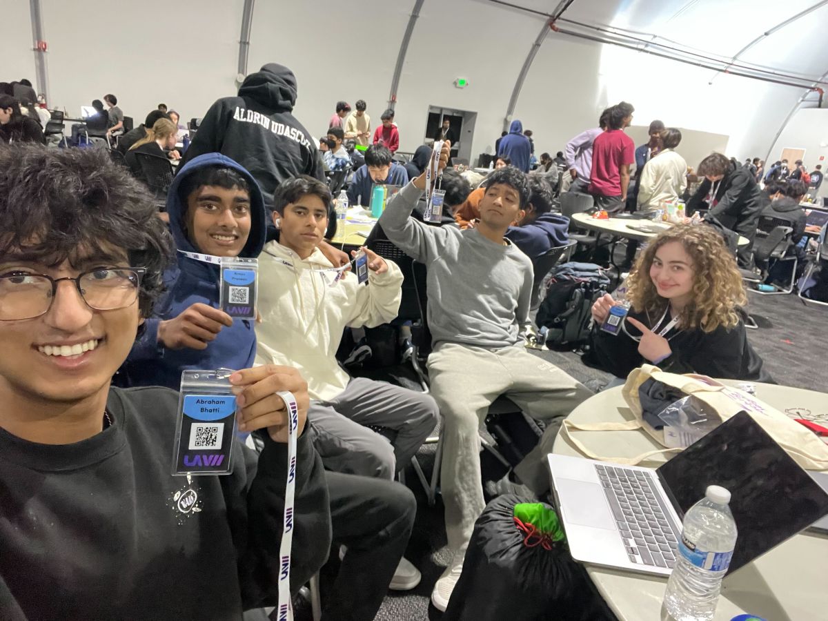 AP Computer Science students level up at Los Altos Hacks VII! | News ...