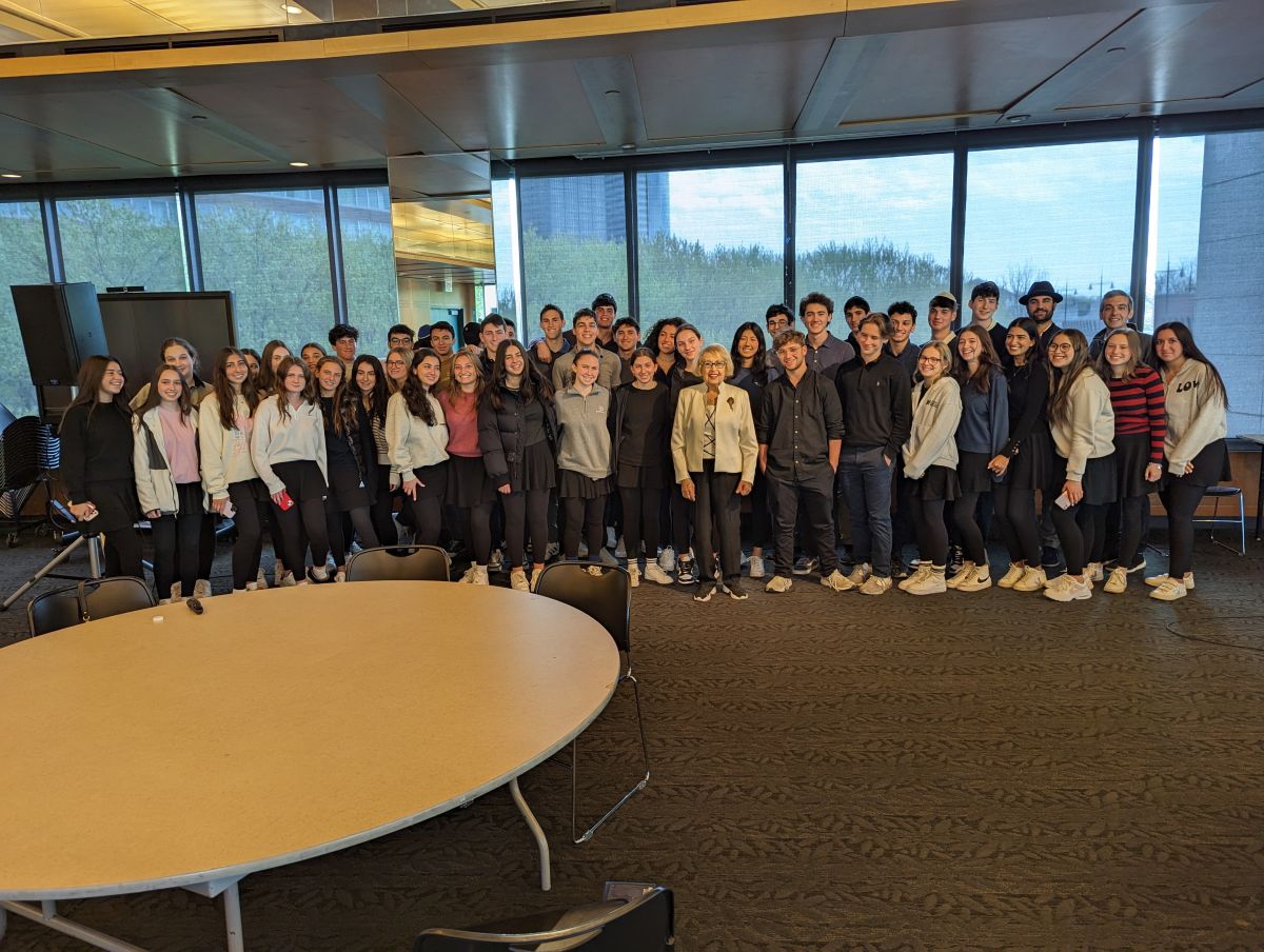 Juniors Visit The Museum Of Jewish Heritage To Show Kavod On Yom ...