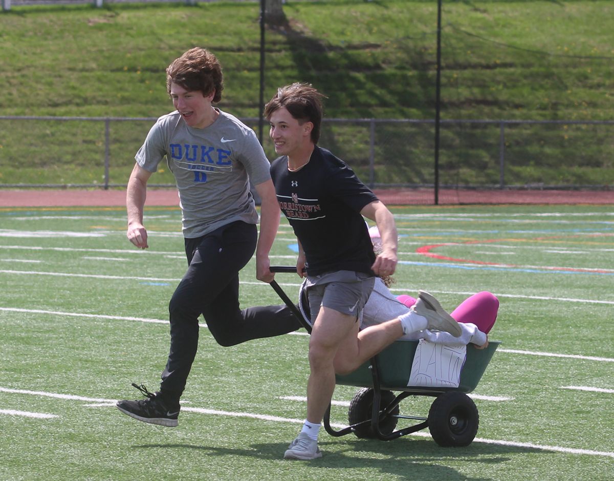 A Record Number of Teams Compete in Annual Chariot Races | Morristown ...