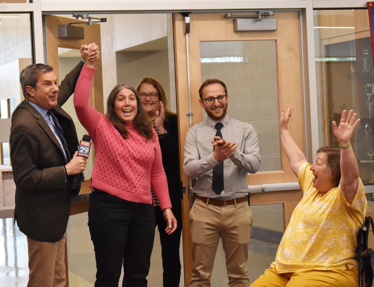 Colonial Middle School's Tanya Prickitt receives Citadel Heart of ...