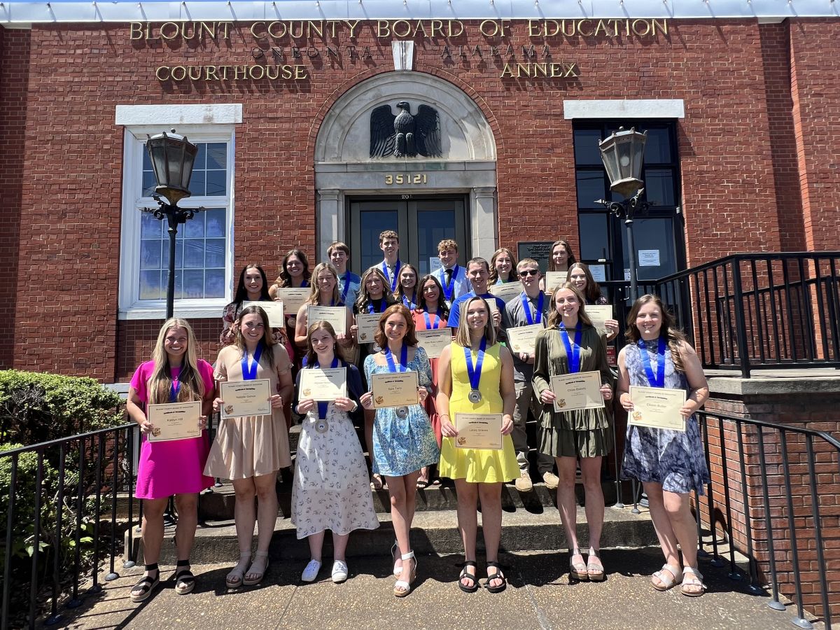 Honor Students are Recognized | News Details