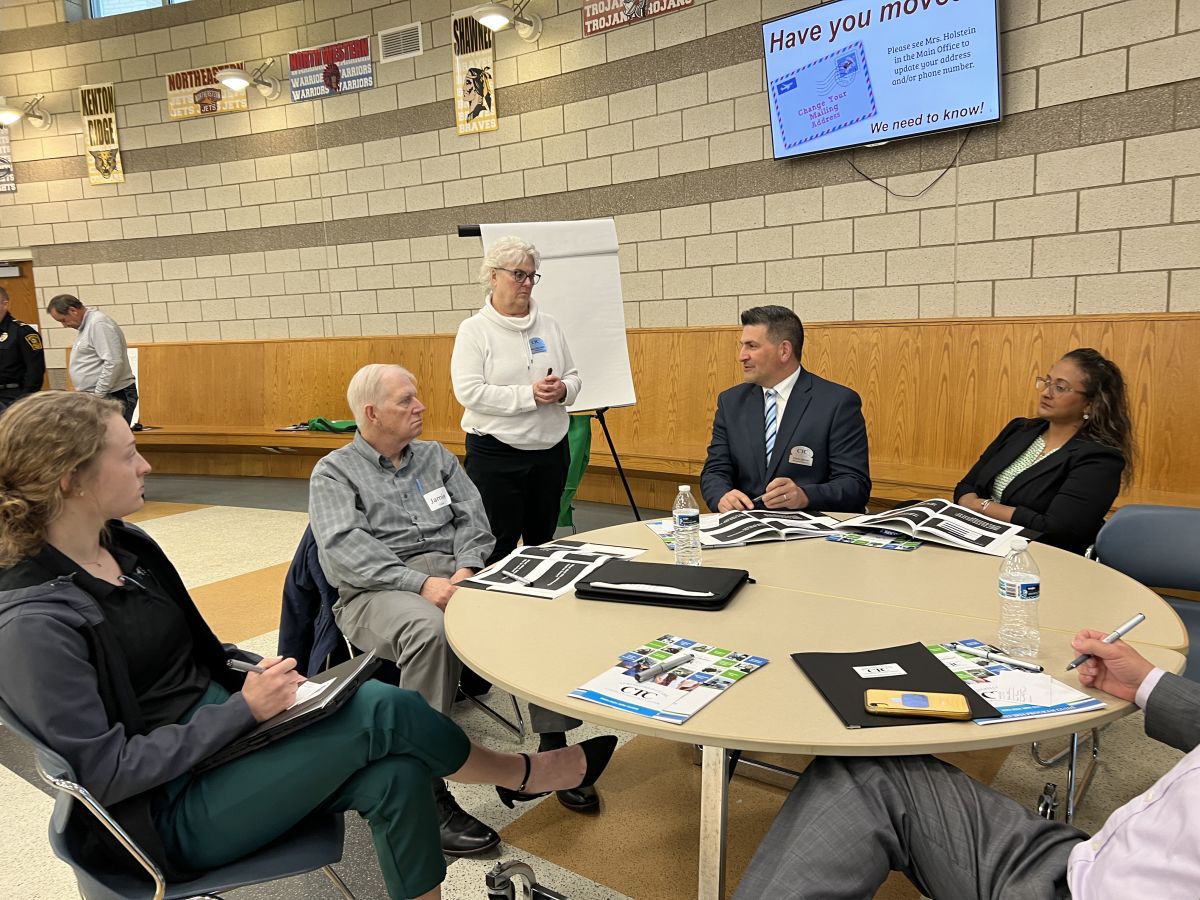 School and community leaders focus on helping Springfield-Clark Career ...