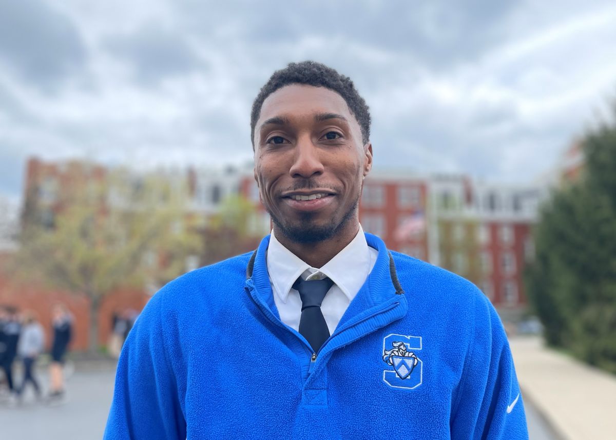 Johnson named boys’ varsity basketball coach | News Stories