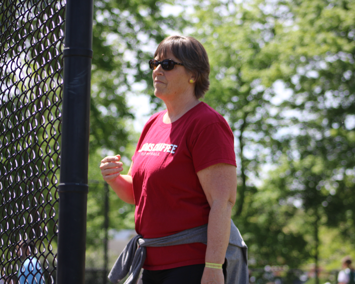 Coach Betsy Conger Honored by Softball Association | The Loomis Chaffee ...