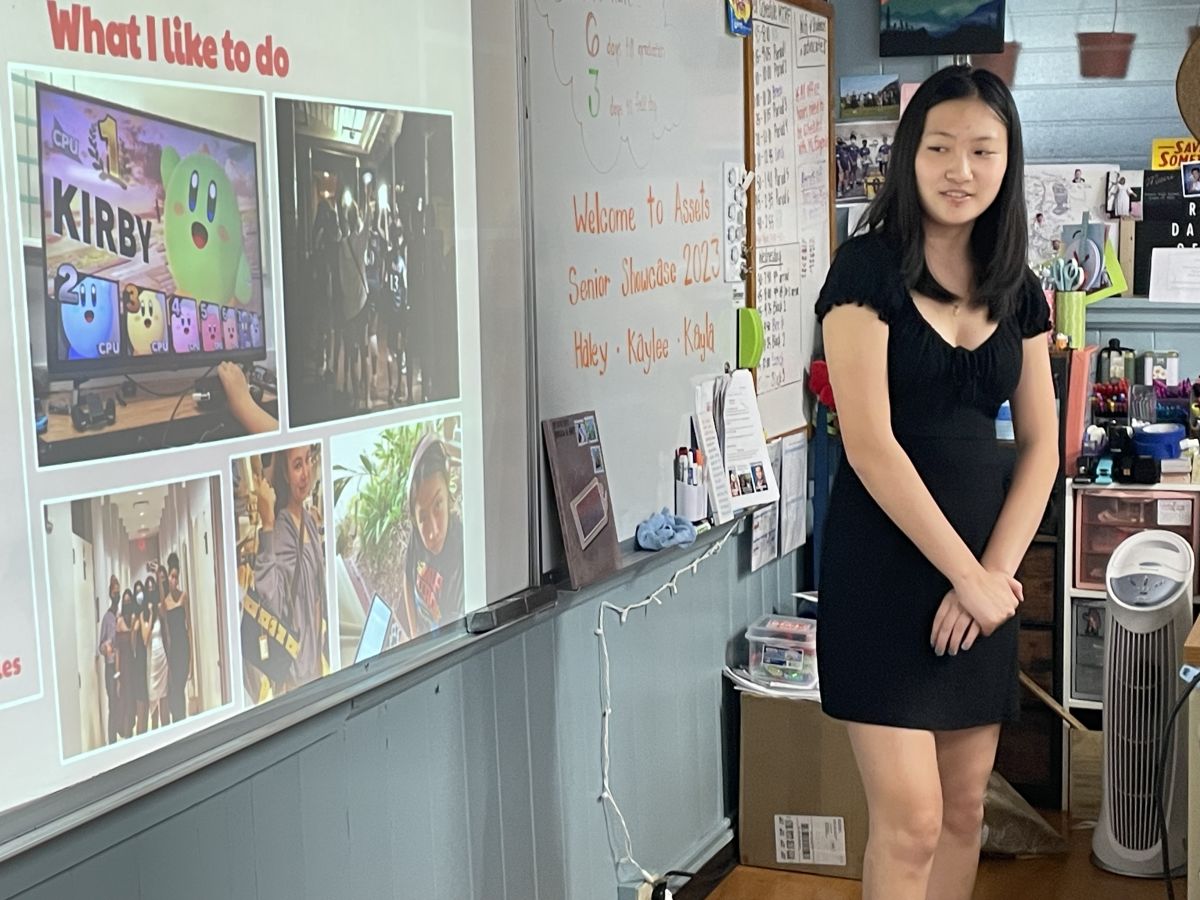 Seniors and family celebrate at Senior Showcase | Details