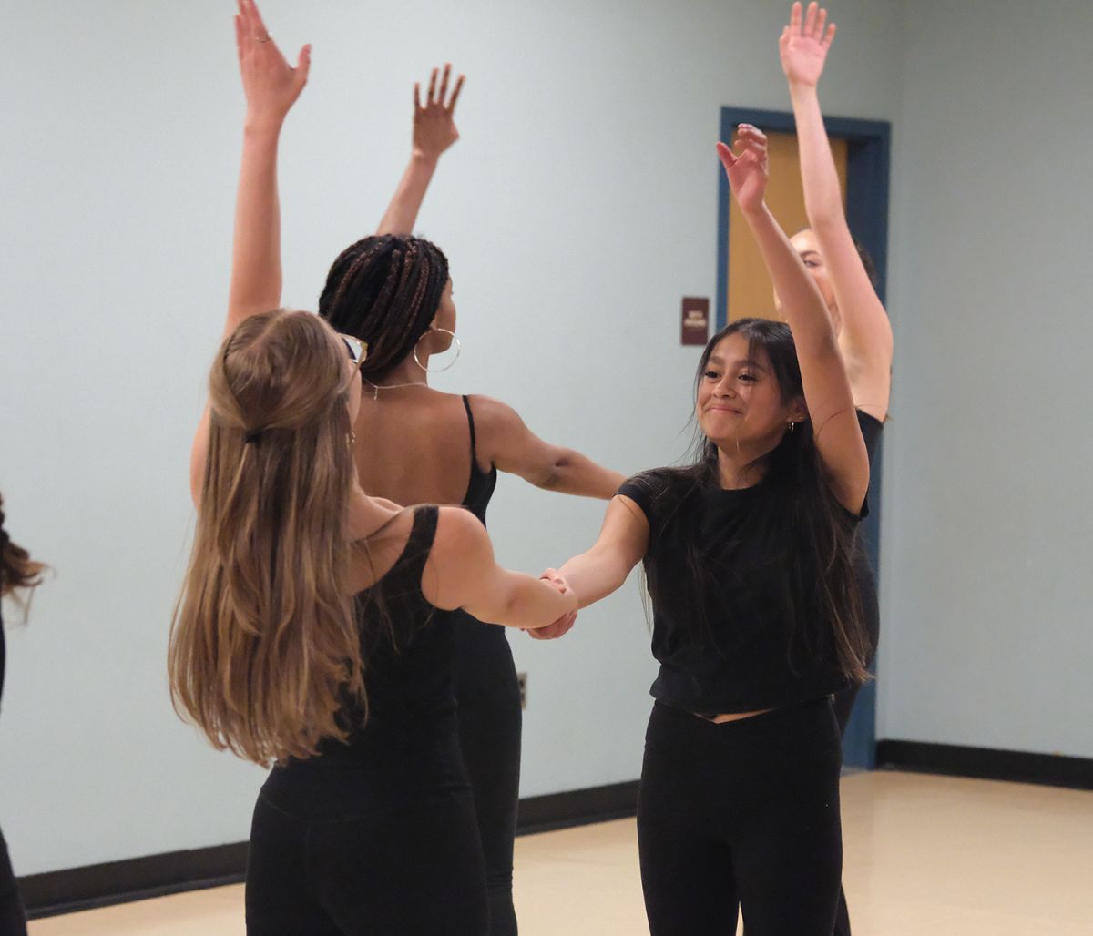 Lunch Time Dance Studio Showings | Featured News