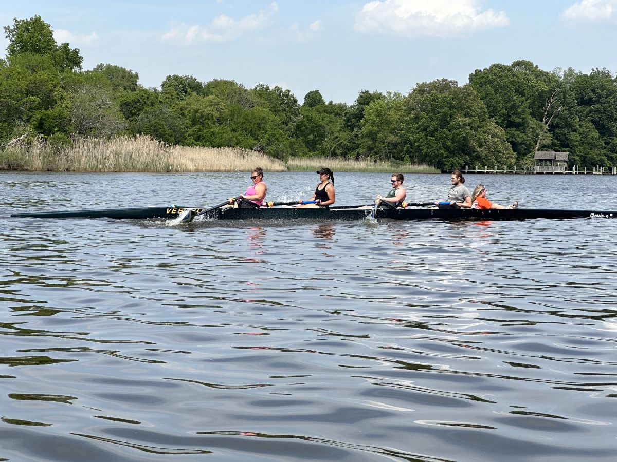 Alumni Rowers Returned for Heron Cup Alumni Race | News Details - The ...