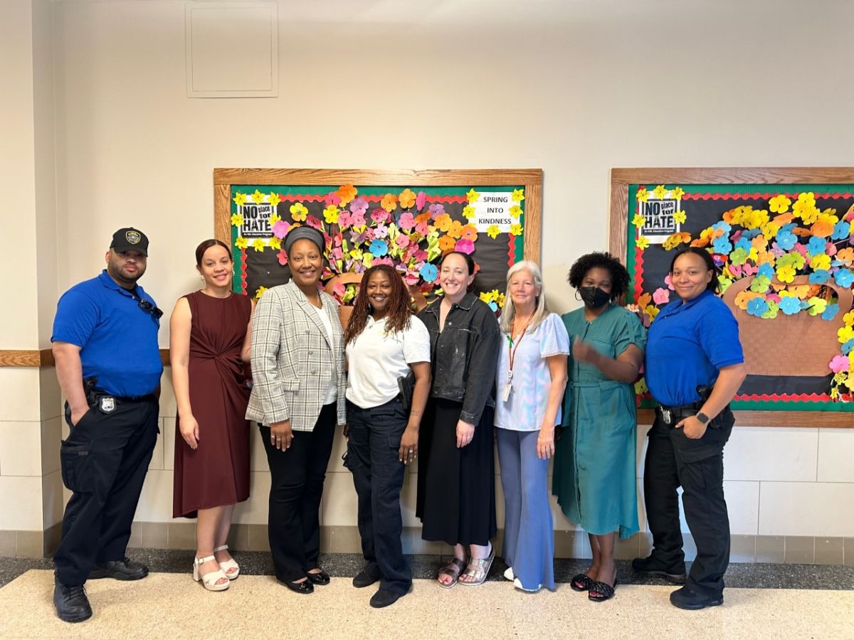 Graham School invites MVPD Wellness Division to speak to students ...