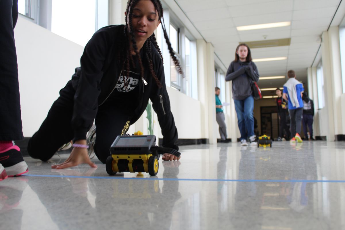 Robots race at WHS in problem-based learning | News Story ...