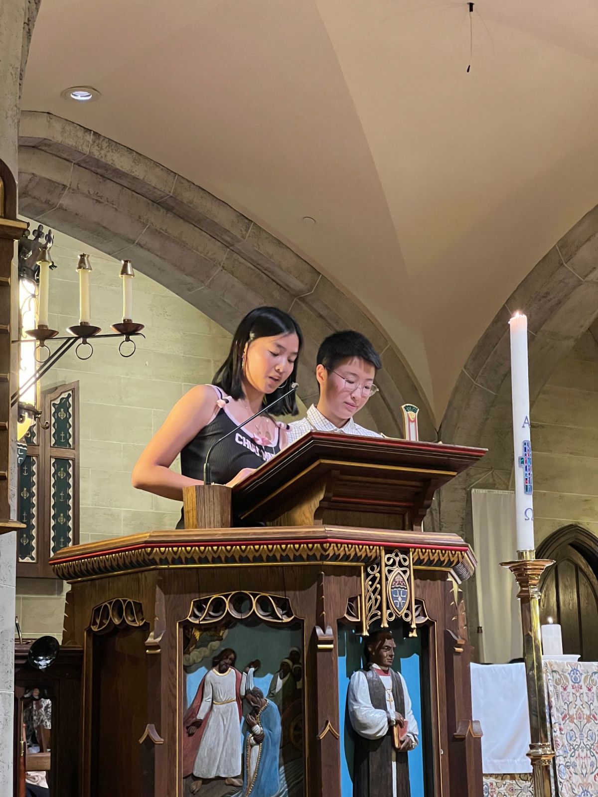 Stuck Between Two Worlds | Detail