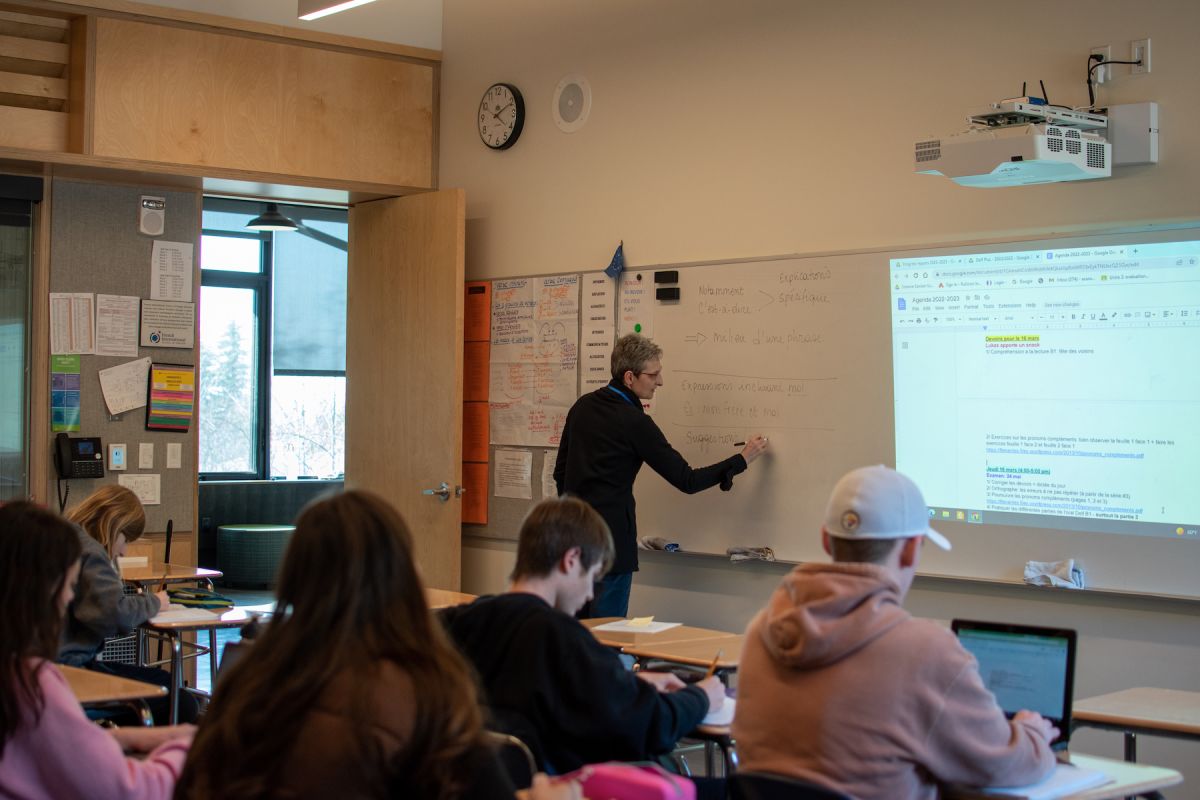 Advanced French Classes Have Record Numbers | News Posts