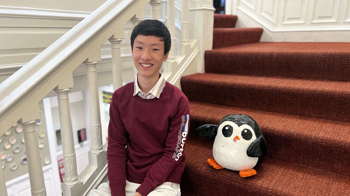 Meet Commonwealth Students: Jason ’23, An Unconventional Eye | News Post