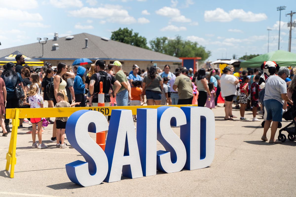 SAN ANGELO ISD, FAMILIES AND STUDENTS CELEBRATE LITERACY WITH FUN ...