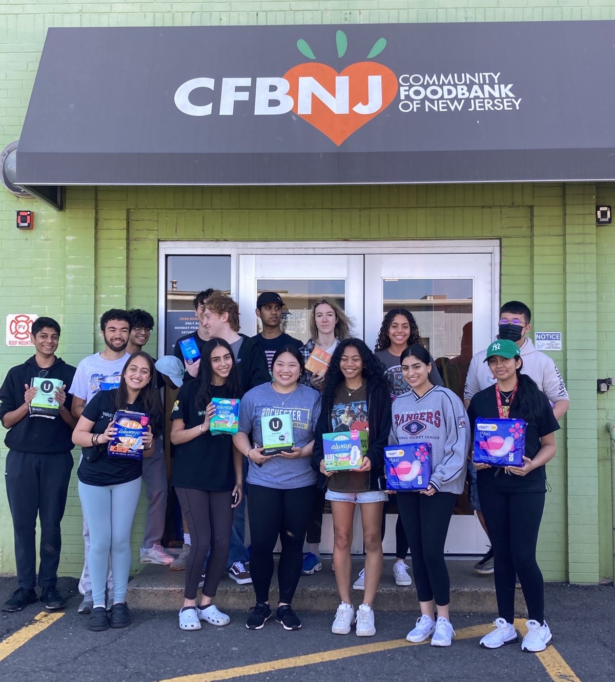 Seniors Make Impact During Service Outings Around State | News Posts