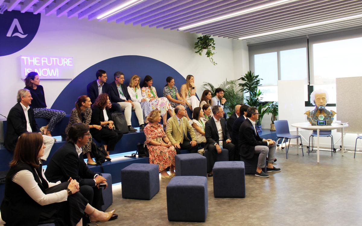 Agora Portals International School opens its doors to artificial ...