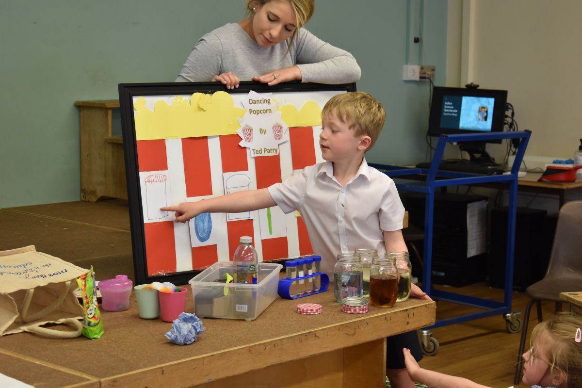 Year 1 & 2 wow at Science Fair | Default Post