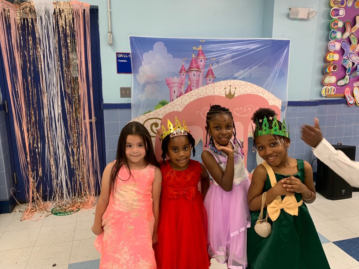 Graham scholars dance in Prince and Princess Ball | News Details