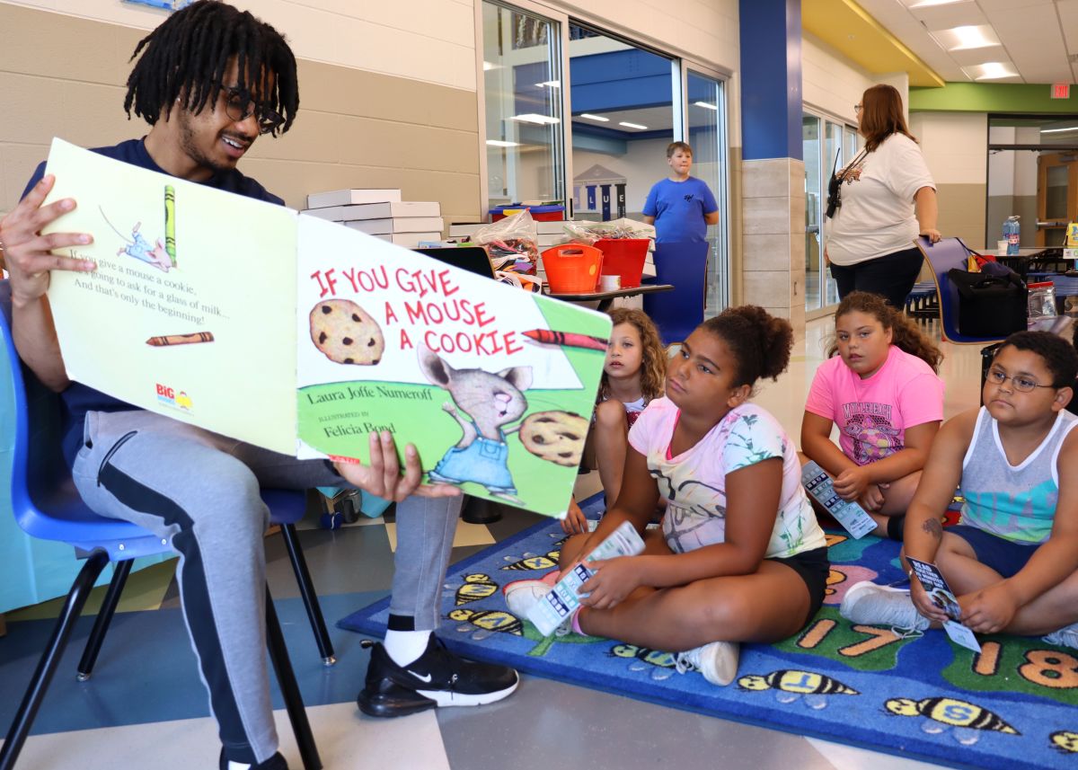 DISD participating in program to boost reading and math skills over ...