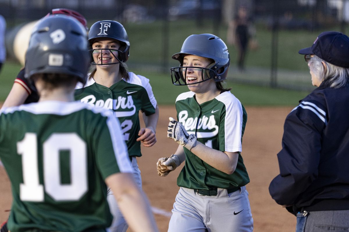 Varsity Softball - Harpeth Hall School