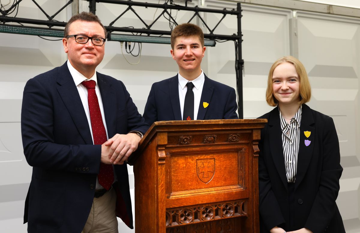 History-making British Diplomat returns to Newcastle School | Post