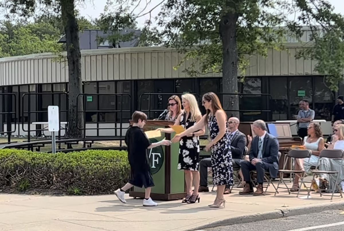 Tangier Smith Elementary School Fifth Grade Moving-Up Ceremony - June ...