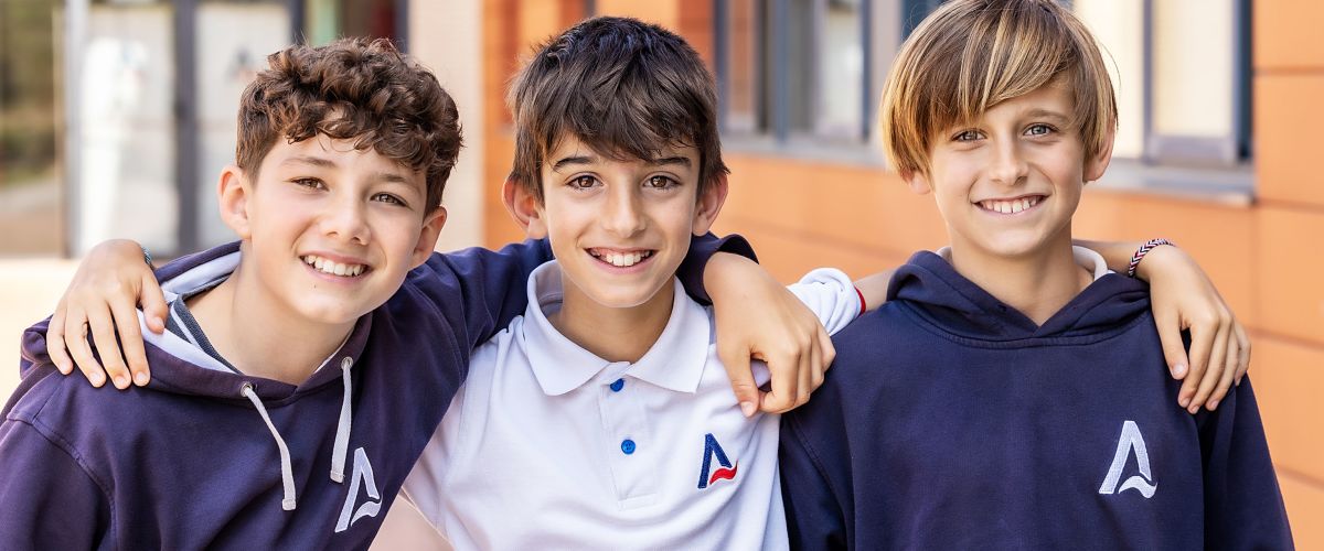 Tarifas | Agora Barcelona International School