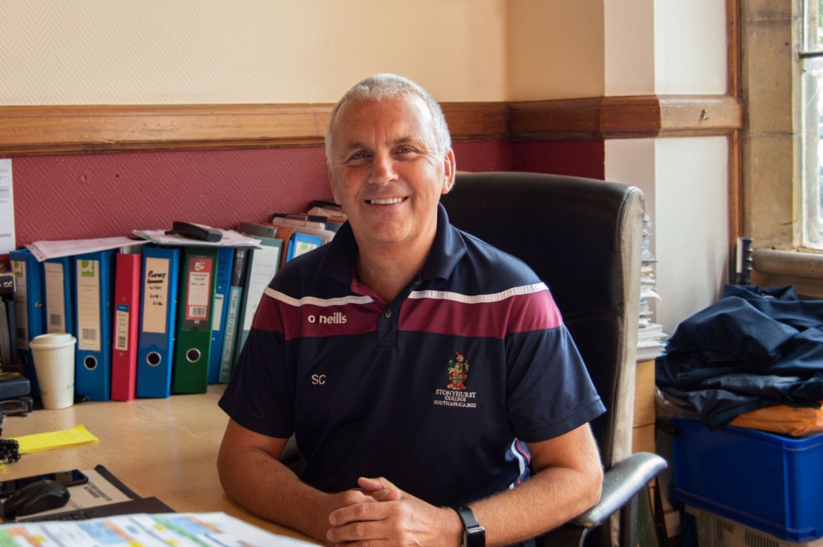 Simon wins the England Rugby VIP Award | Stonyhurst News