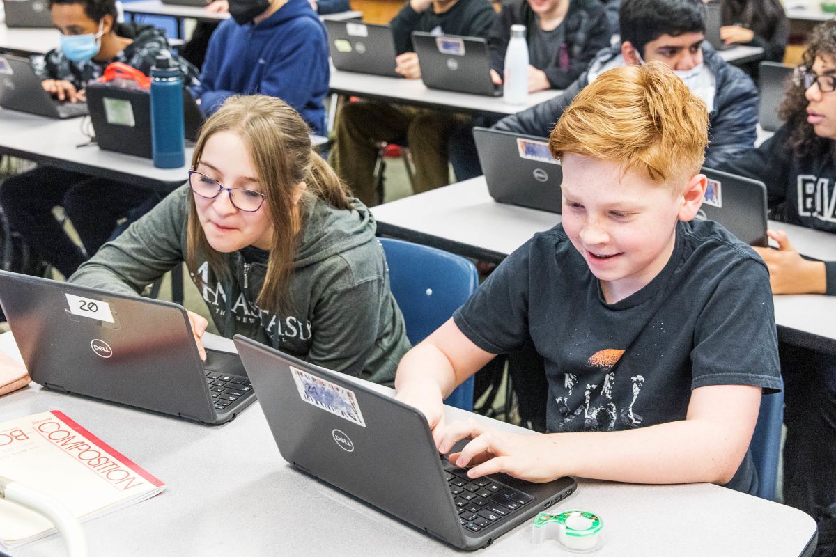 Scholars participate in this year's Hour of Code | Story
