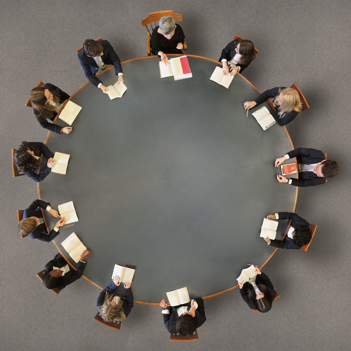 In The Round | USM Today