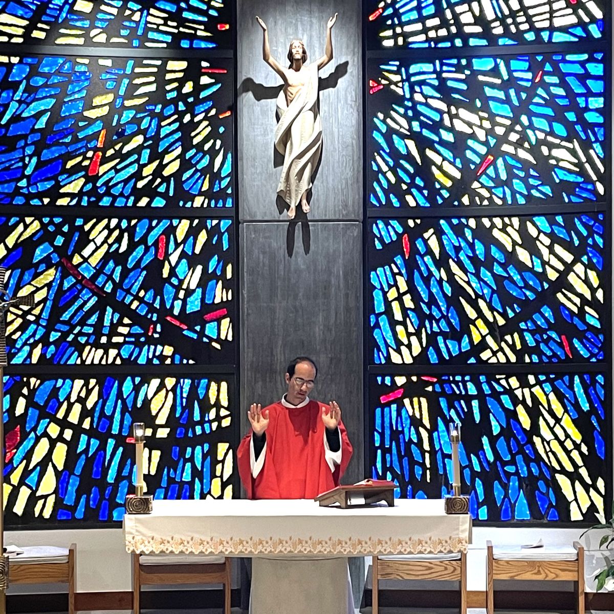 Welcome Fr. Peter Dittus, SHM | News Page - Bishop Kenny High School