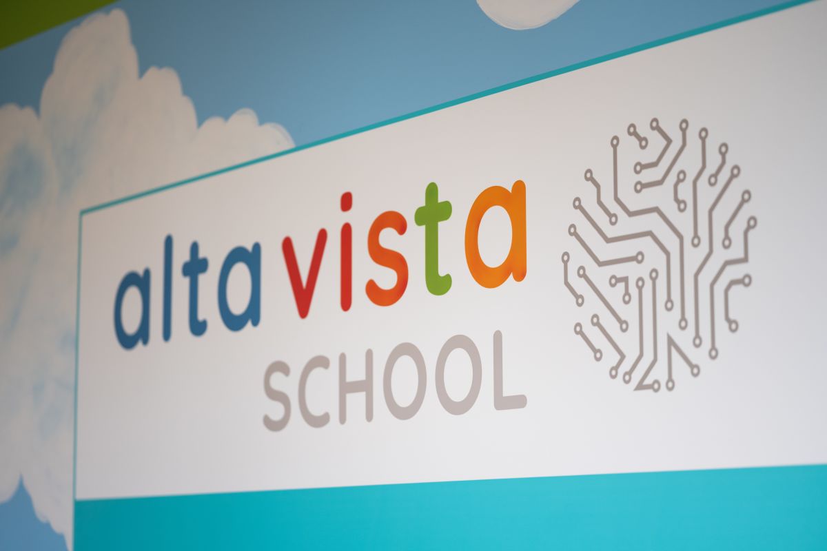 Download & Login to the AVS App! | post - Alta Vista School