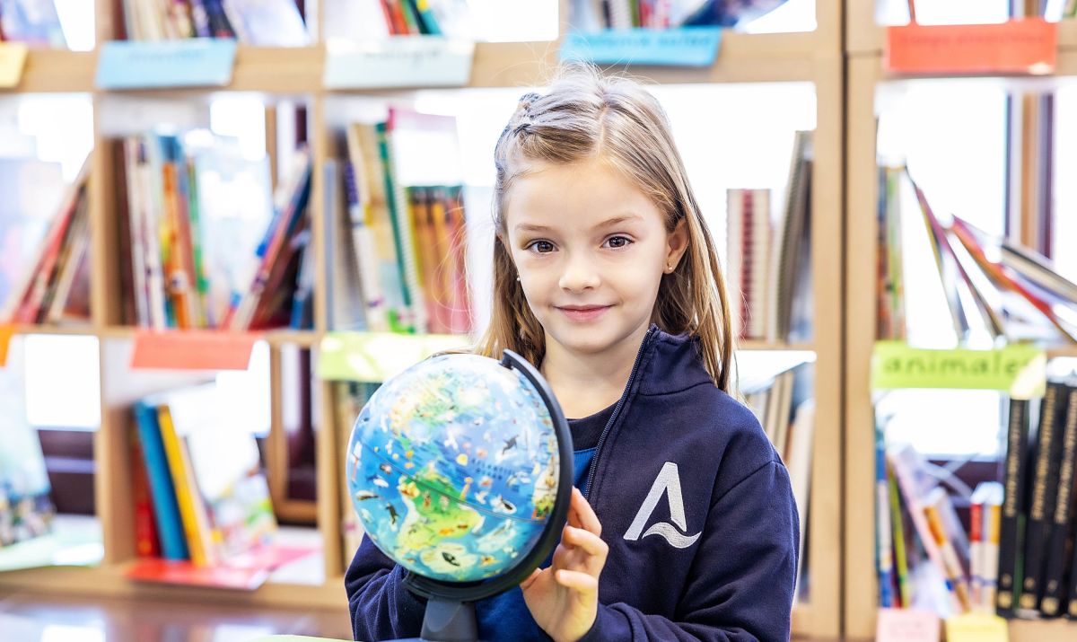 Contacto y admisiones | Agora Lledó International School