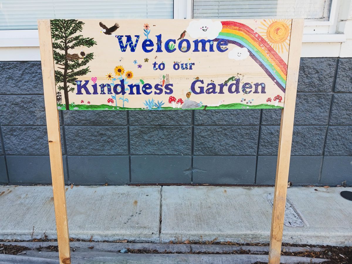 Discovery's Kindness Garden | News Article - Discovery Elementary School