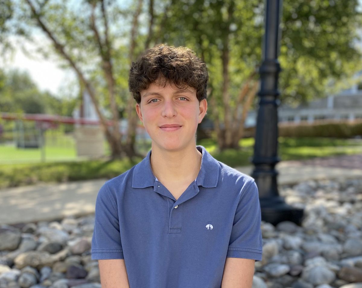 Michael Urbach '25 Earns Award for Volunteer Work with SNAP ...