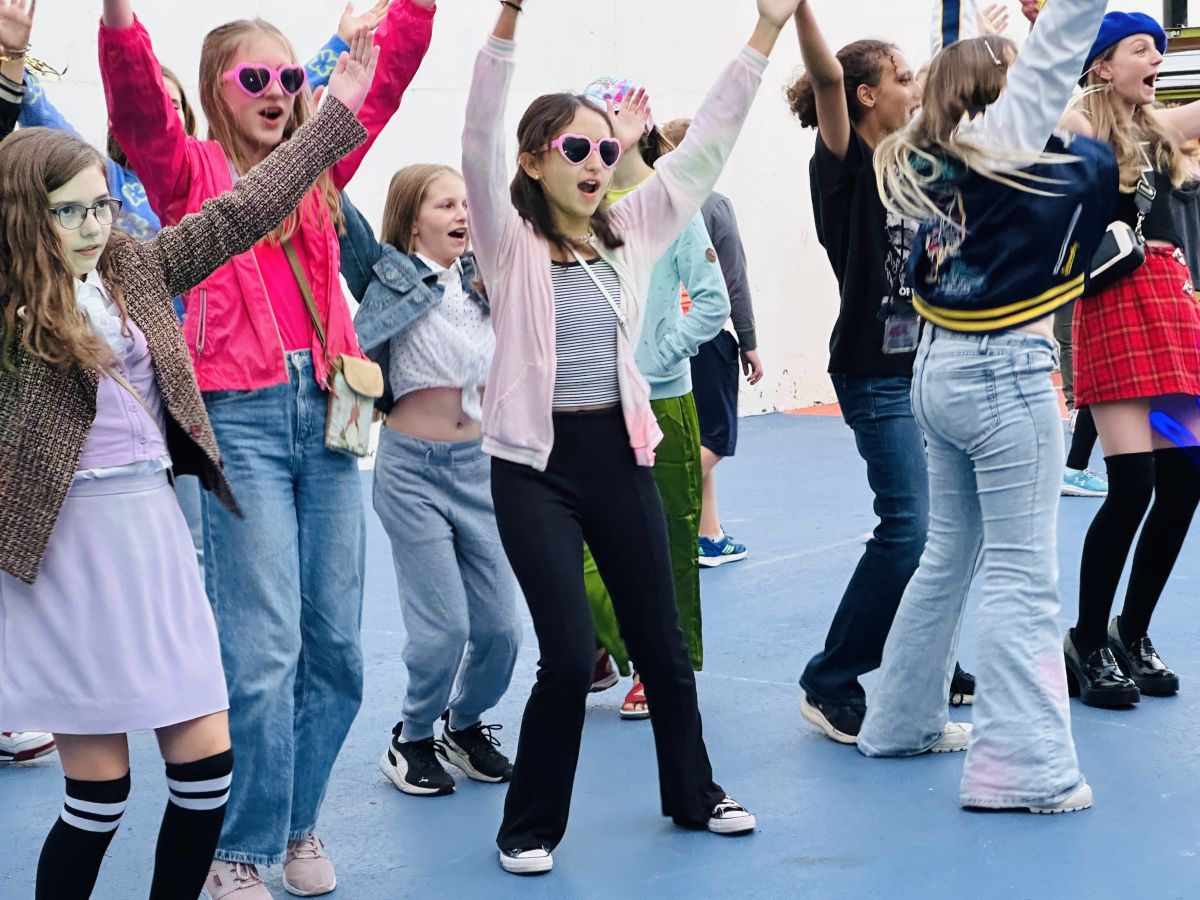 Y2K Middle School Party | School News