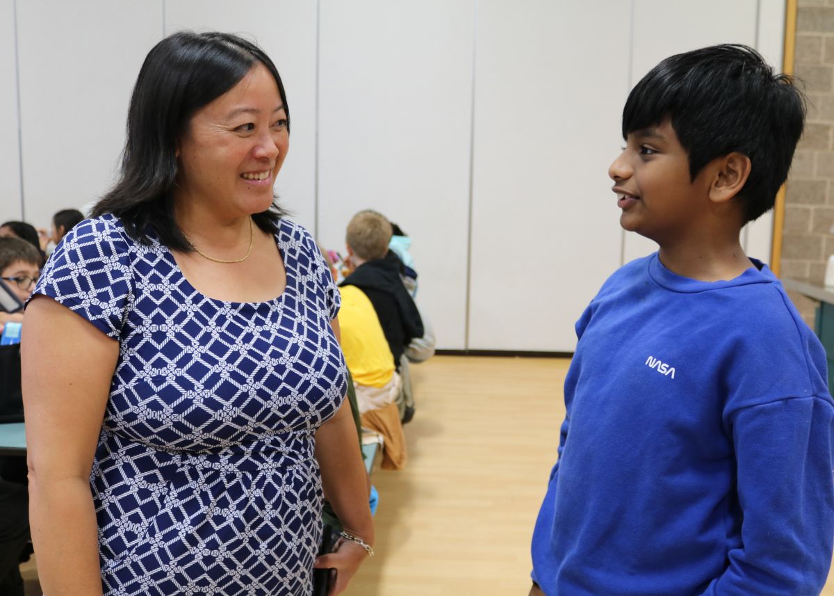 Superintendent Tow-Yick Visits Cascade Ridge! | News Article - Cascade ...