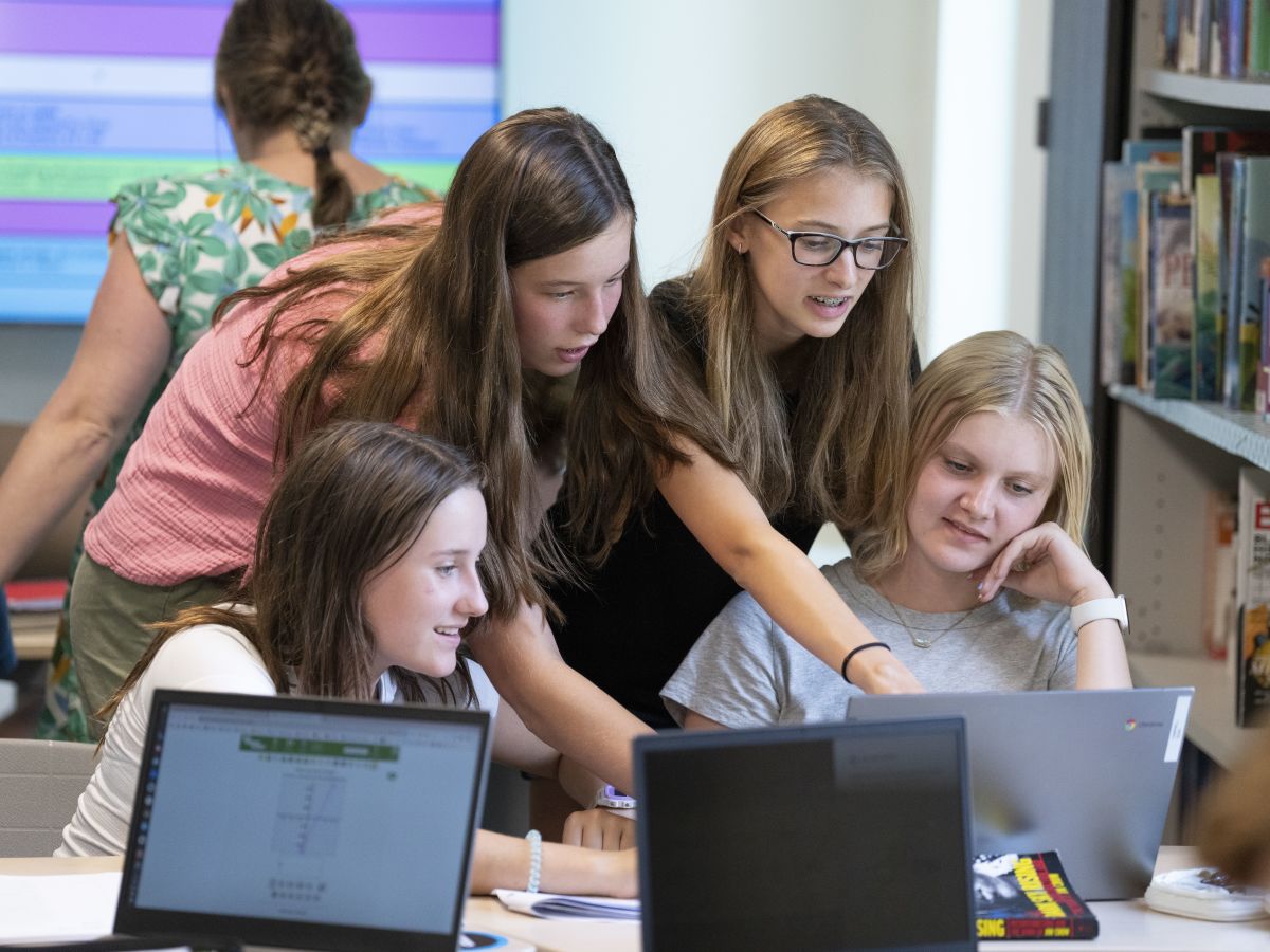 Grade 8 Boarding School Mini-Fair and Trip to Bretton Woods | News Story