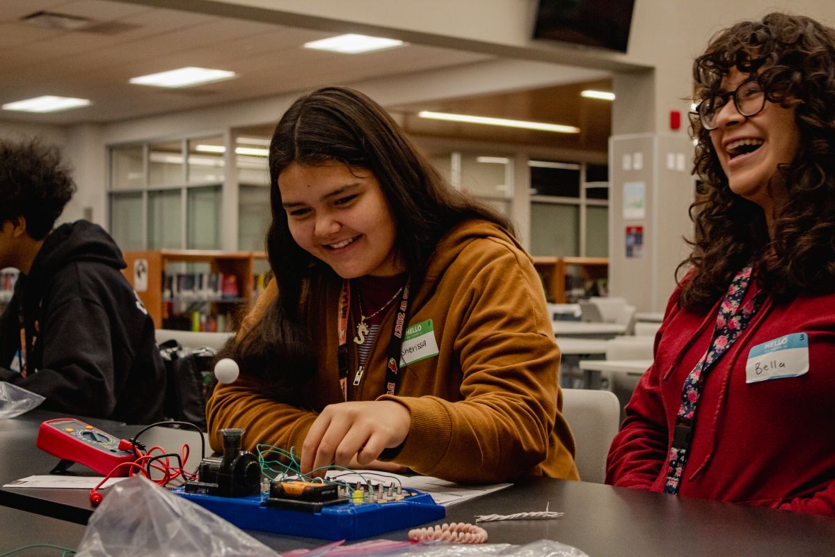 Infineon hosts work-based learning lesson with ECHS & P-TECH students ...