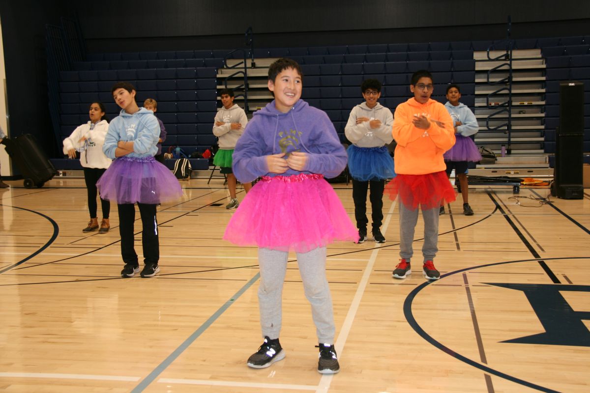 WAVE Leaders Kickoff PTSA Fundraiser | News Article - Pine Lake Middle ...