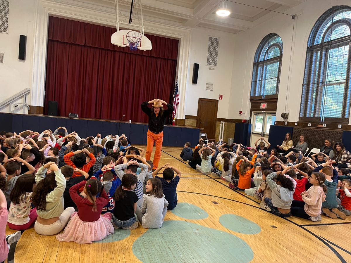 Elementary PTA Arranges Fall Storytelling Assembly at Hawthorne | News ...