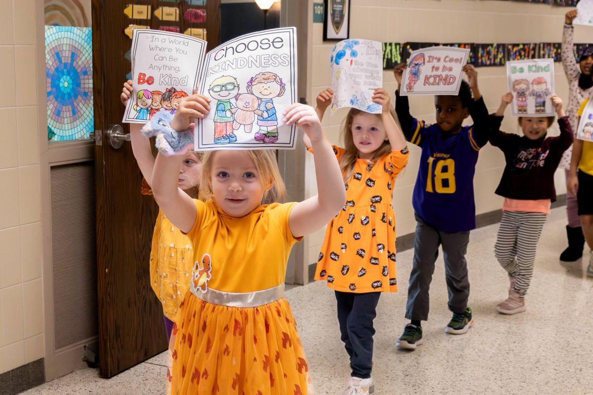 Stevenson Elementary celebrates Unity Day with walk and integrity ...