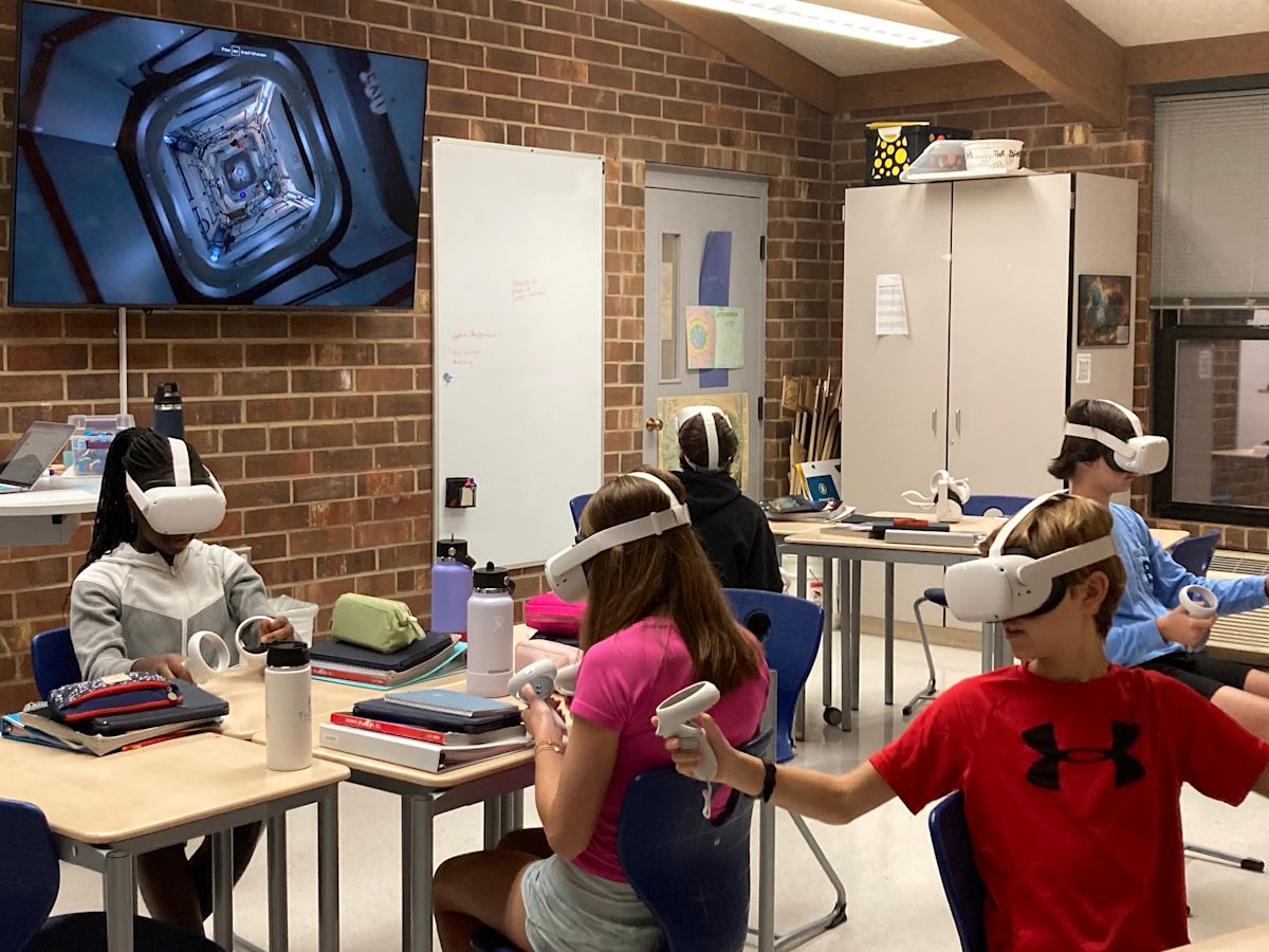 VR in the MS Classroom | News Details