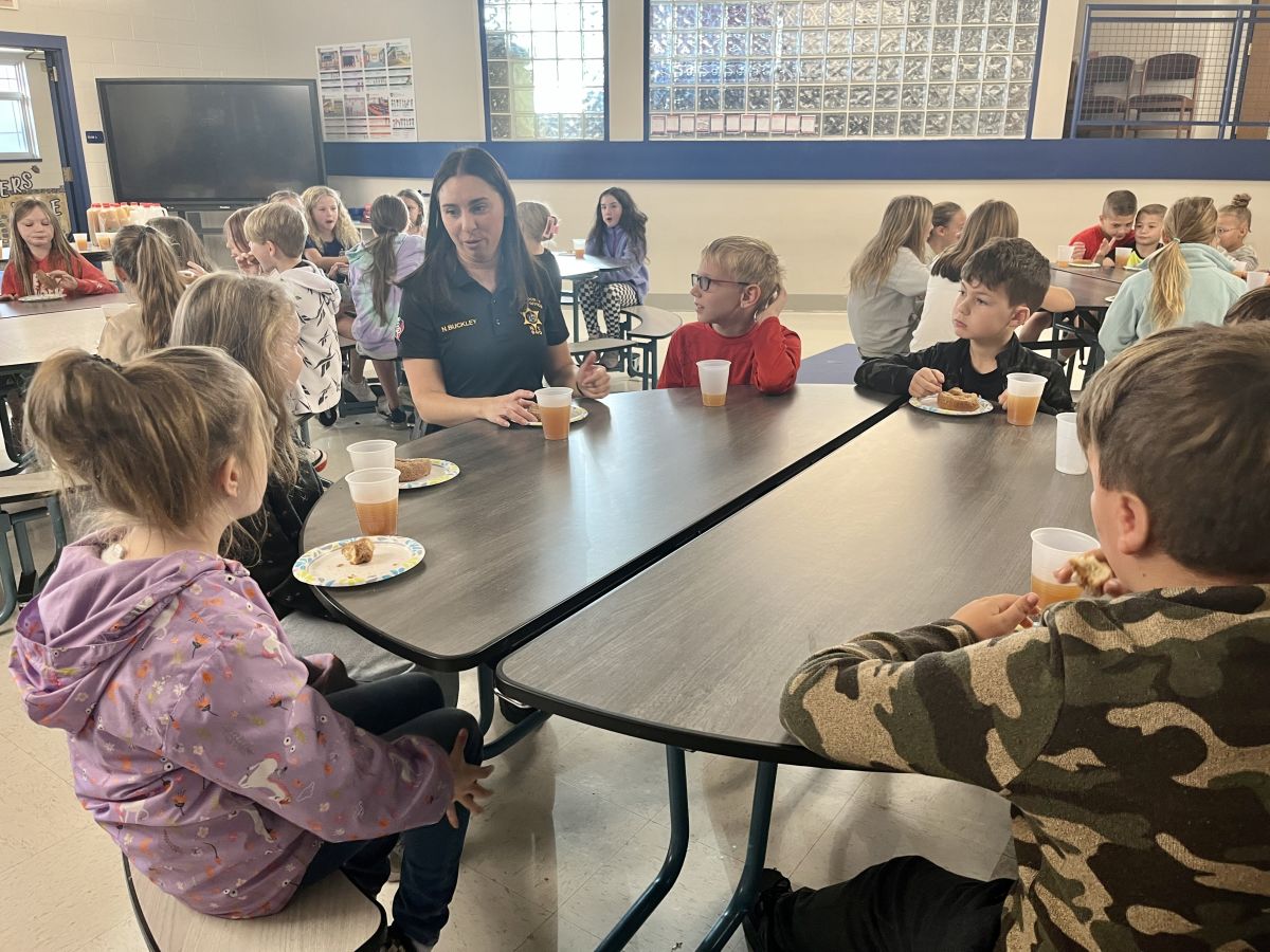 Annual Cider with a Cop event rewards students with perfect attendance ...