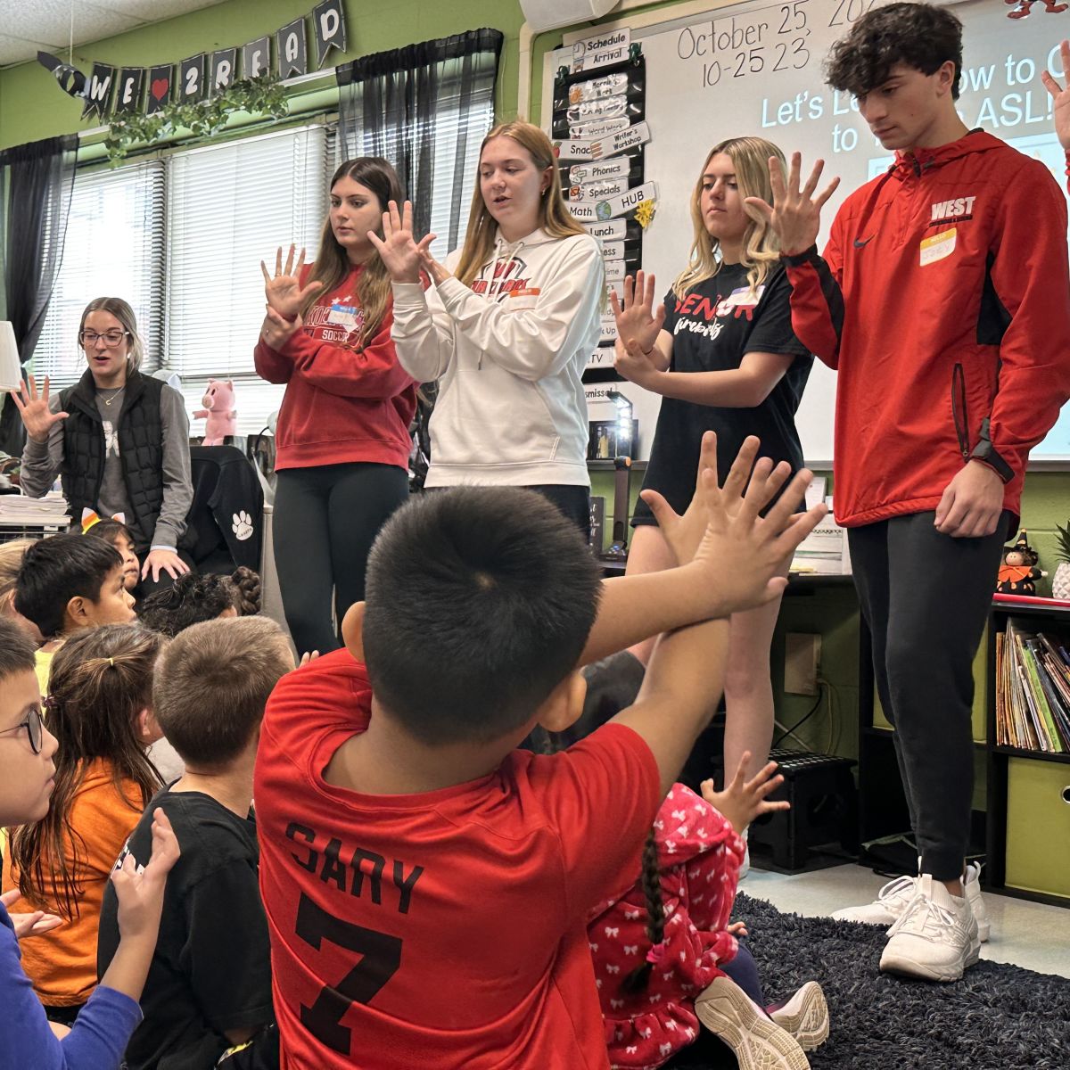 ASL Community Outreach a Sure Sign of Real-World Learning | News Detail ...