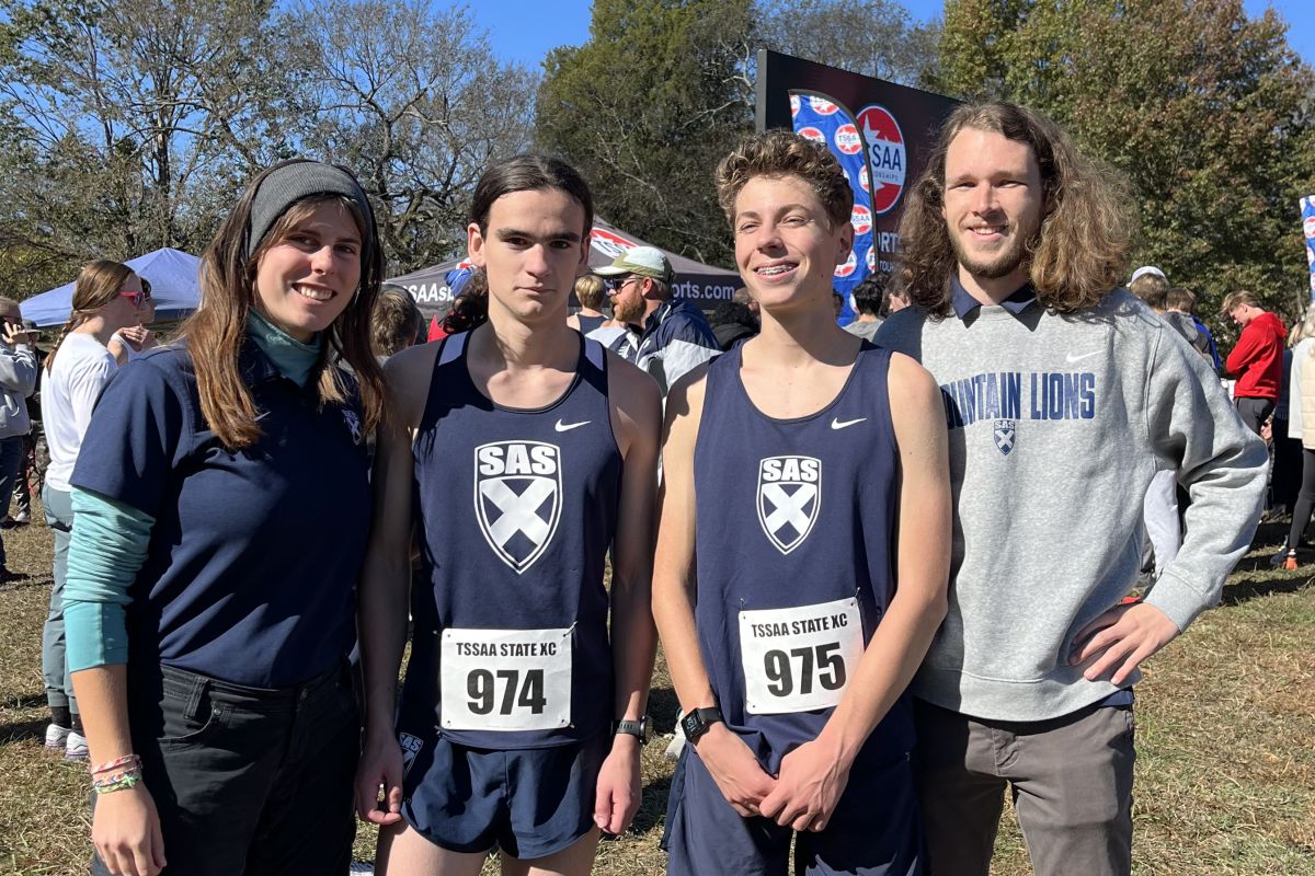 Toby Van de Ven and Micah Moody Run at DII-A State Cross Country Meet ...