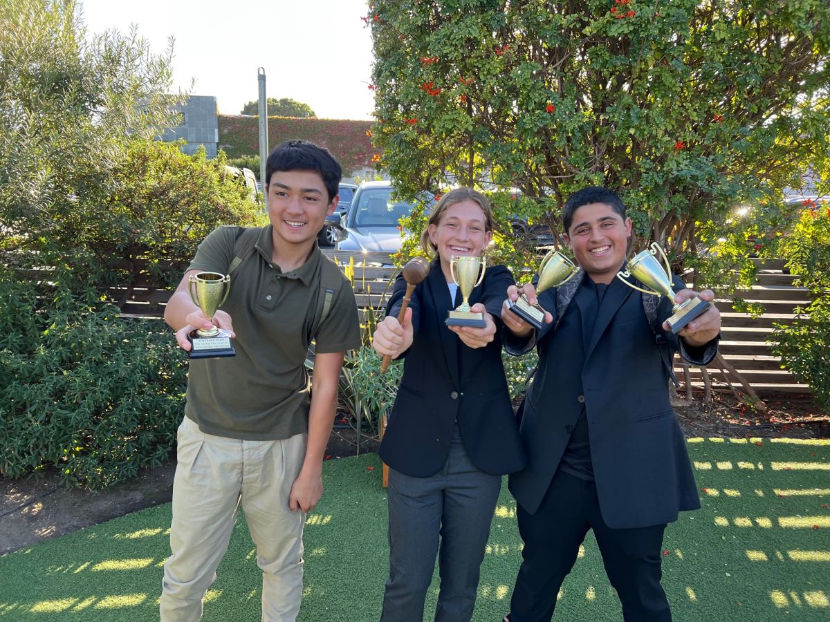MS Debate Team Dominates First Tournament of the Season | News Details