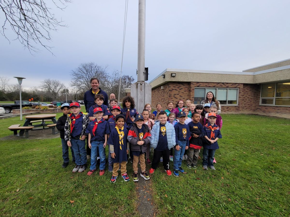 Round Hill Honors its Veterans throughout Veteran Week | News Story