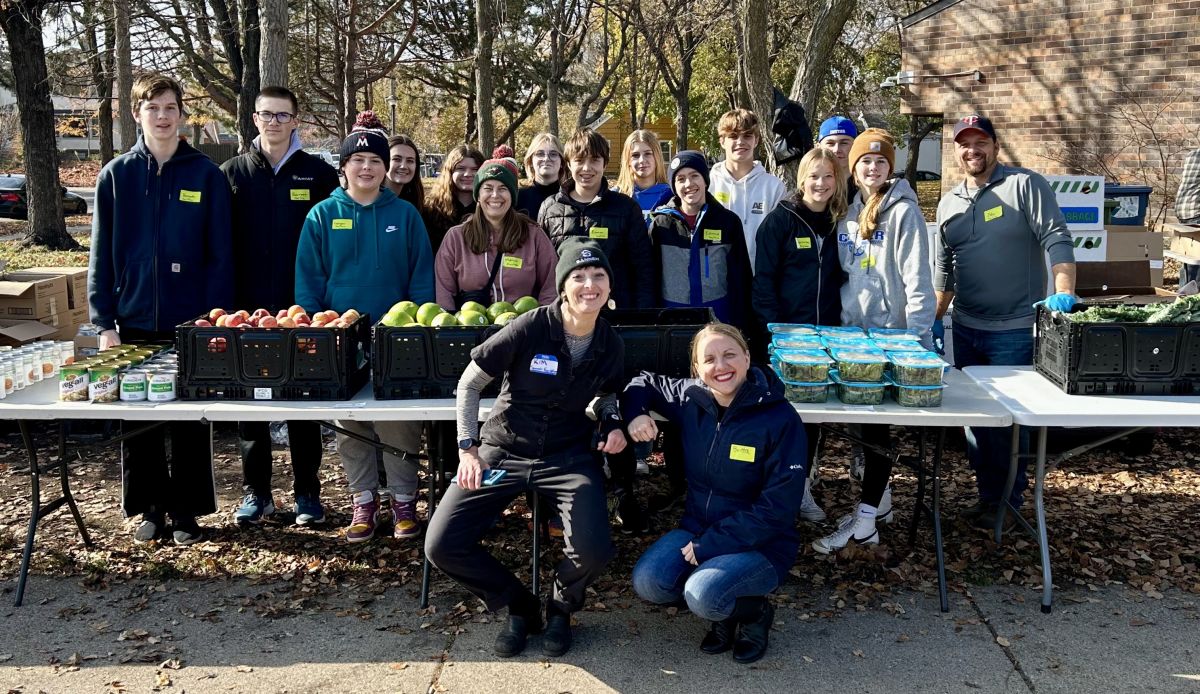 Overnight Service Trip To Twin Cities | article - Cotter Schools